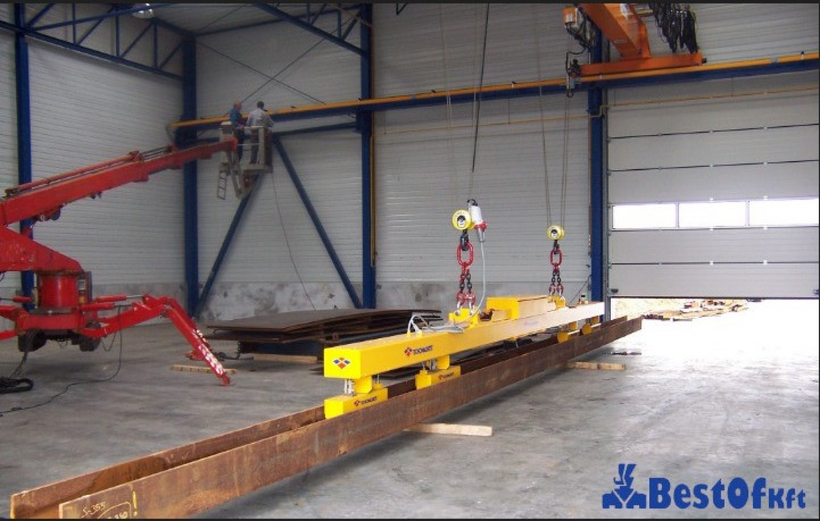 Elektro-permanens és állandó mágneses berendezések az anyagmozgatásban ...