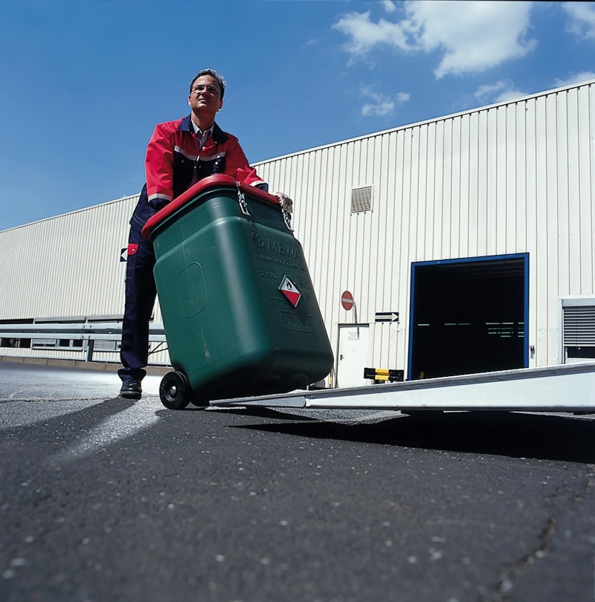 Tűzvédelem szennyezett textíliák esetén | Techmonitor.hu